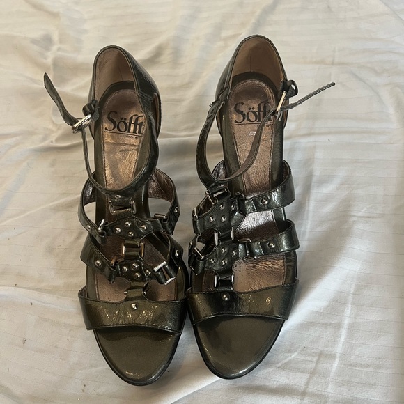 Soft since 1927 | Shoes | Soft Since 927 Grey Heels | Poshmark